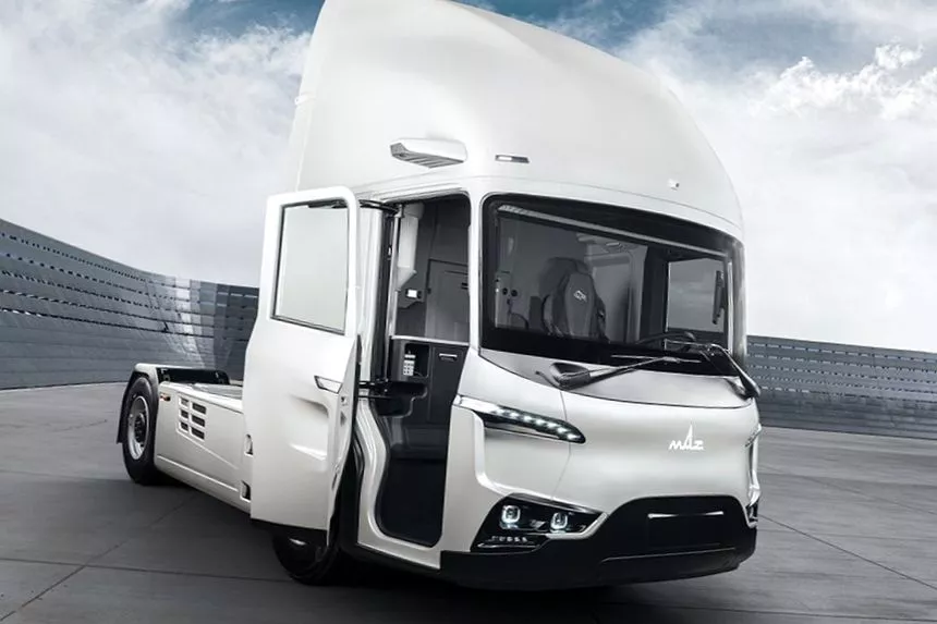 Появились новые подробности о прорывном седельном тягаче MAZ-X