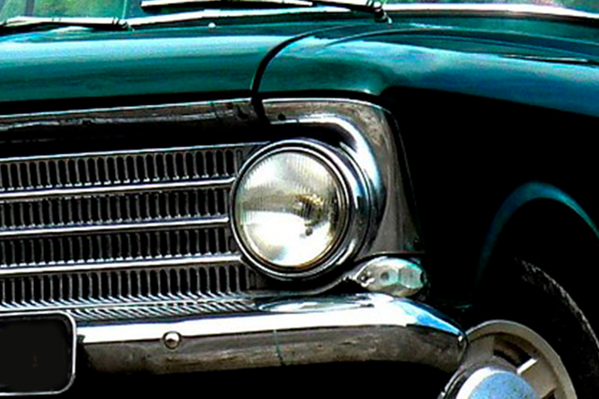 Определяем советские автомобили по уникальным очертаниям фар