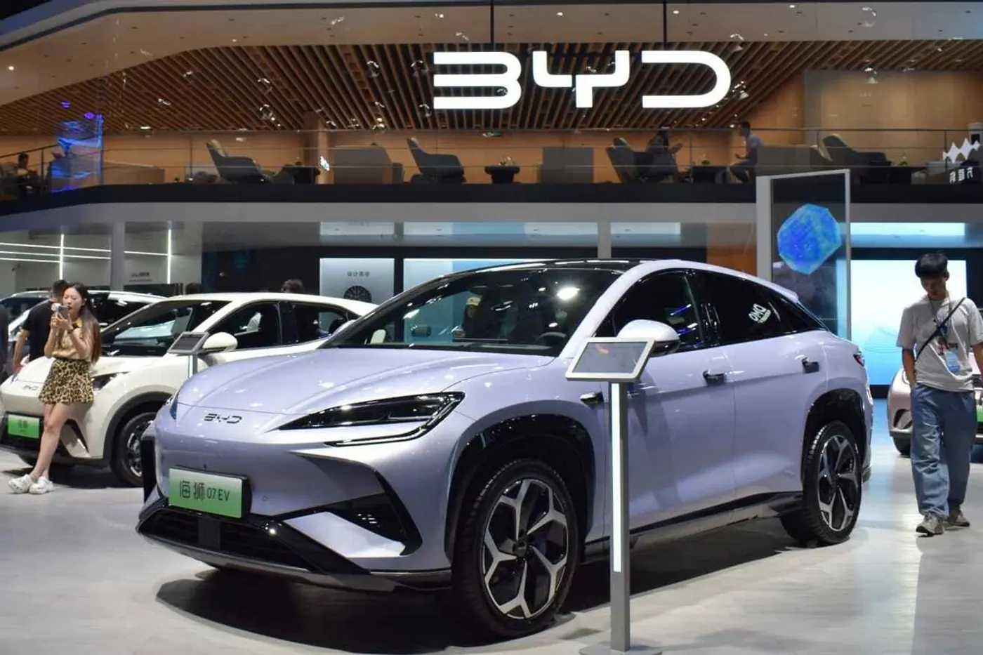 Продажи BYD превзошли Ford по итогам третьего квартала