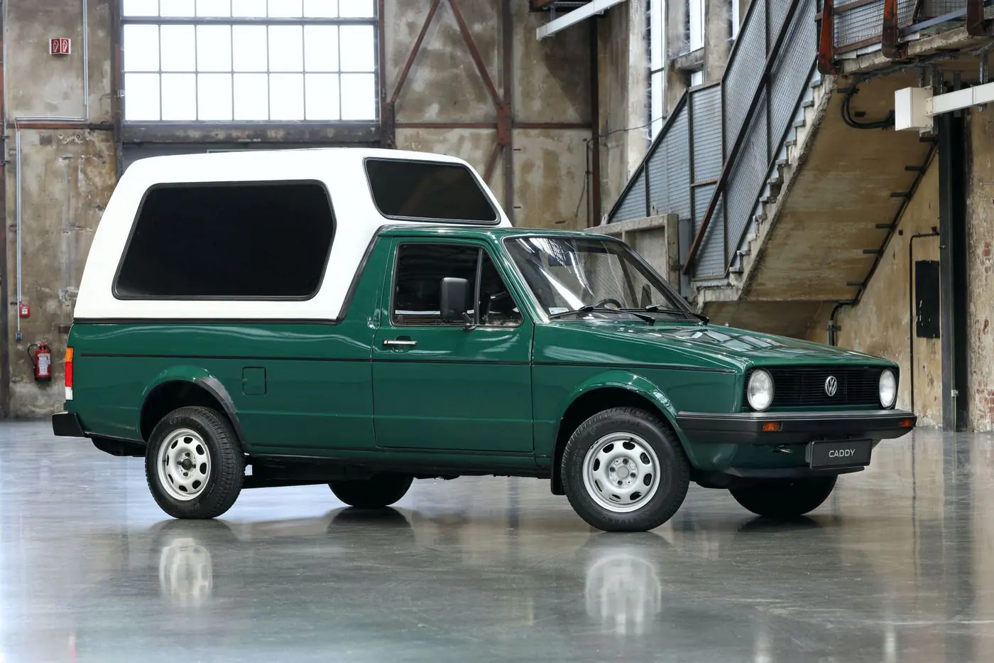 Volkswagen показал обновленные Caddy и Multivan